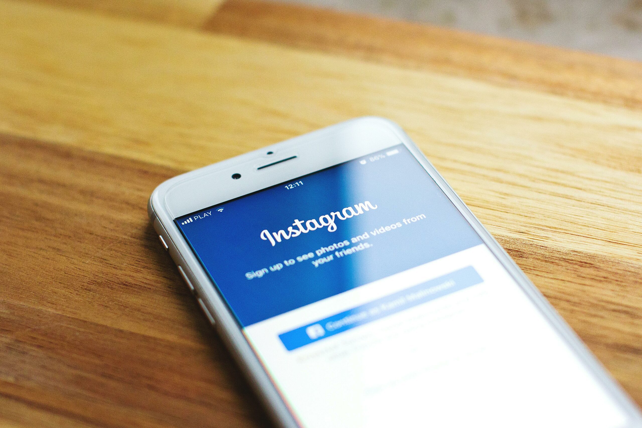 Social media engagement psychology: Get more comments