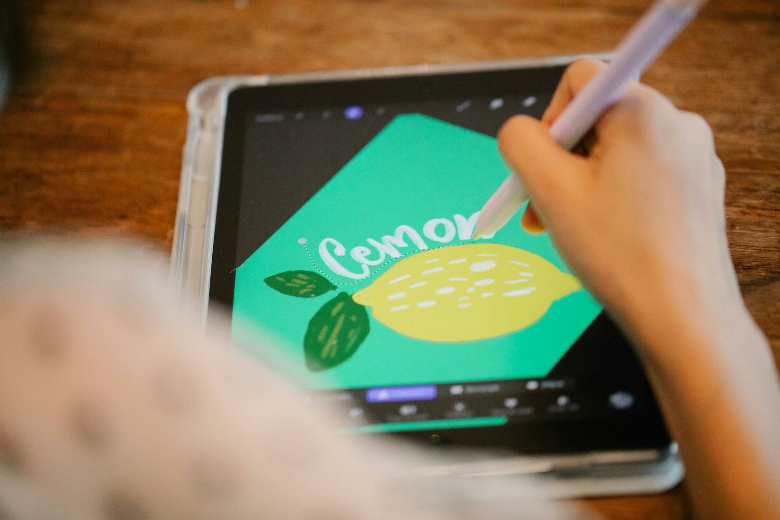 What is Lemon8: How to Grow and Monetize in 2026